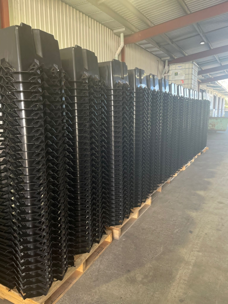 Design & Toolmaking – Select Plastics